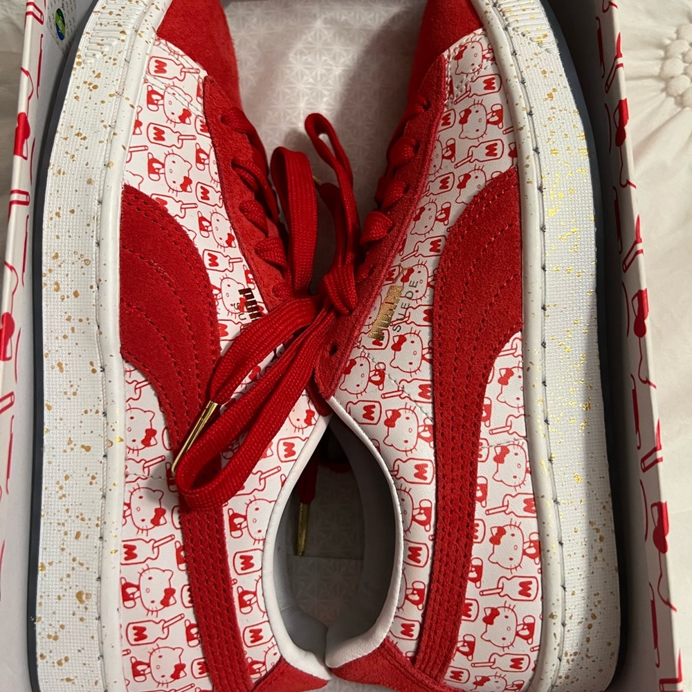 Hello Kitty X Puma Collab - Limited Edition - Gem